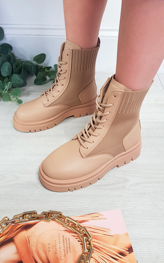 Buy Cheap Boots UK, Womens Boots Online at ikrush