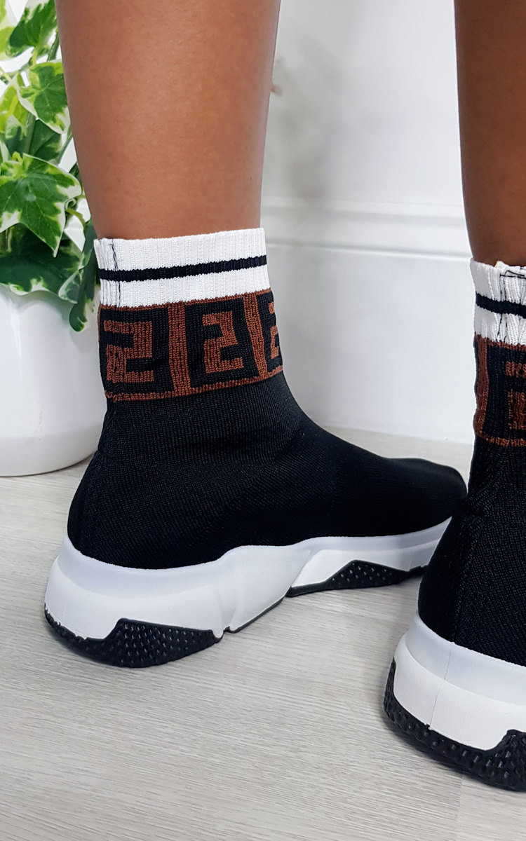 Sale on Shoes at IKRUSH - MaxiNews